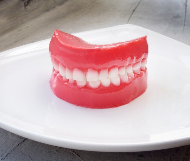Jello False Teeth – The Jello Mold Mistress